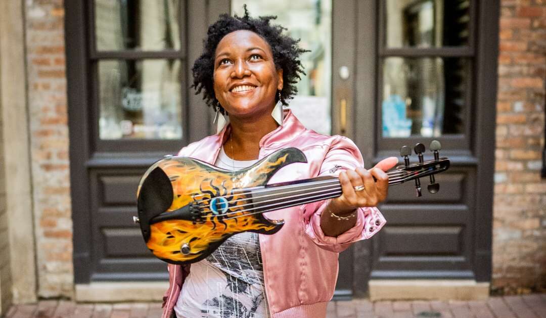 About | Adia DJ Violin